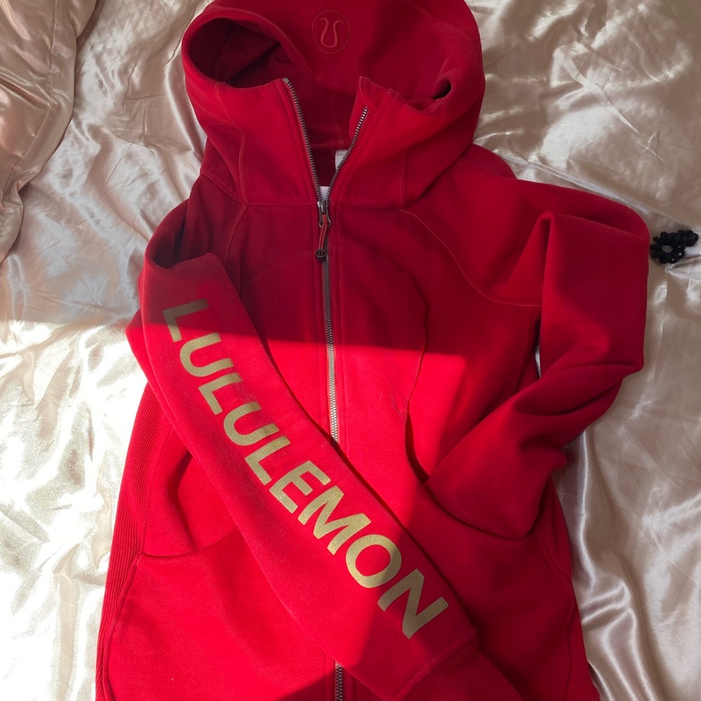 Lululemon - Chinese New Year - Limited Edition Scuba - Gem